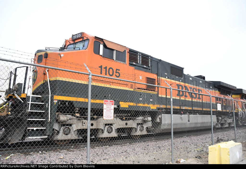 BNSF 1105